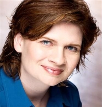 Emmy Laybourne Books